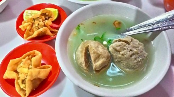 16 Tempat Makan Bakso Enak Di Surabaya (Halal dan SEDAP) – Saji.my