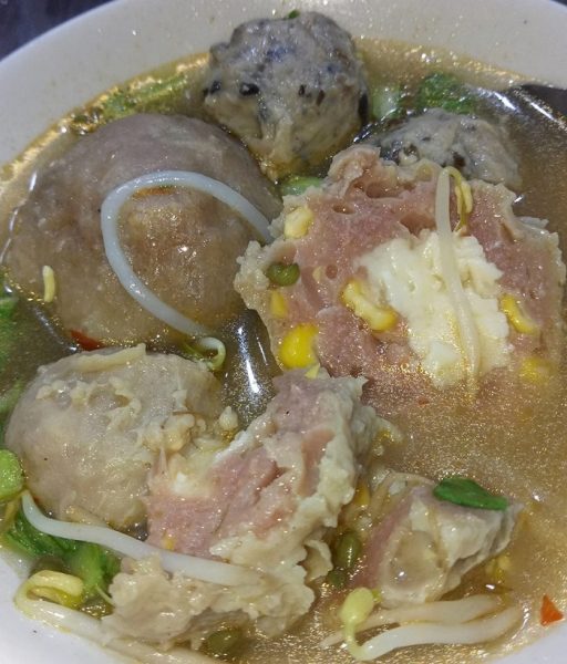 16 Tempat Makan Bakso Enak Di Surabaya (Halal dan SEDAP) – Saji.my