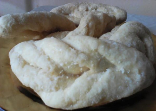 22 Makanan Tradisi Masyarakat Bugis Asli (SEDAP Tak Terkata) - Saji.my