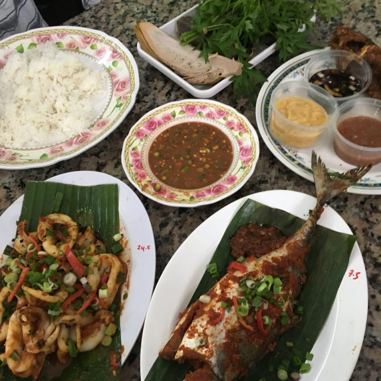 10 Restoran Masakan Kampung BEST di KL & Selangor - Saji.my