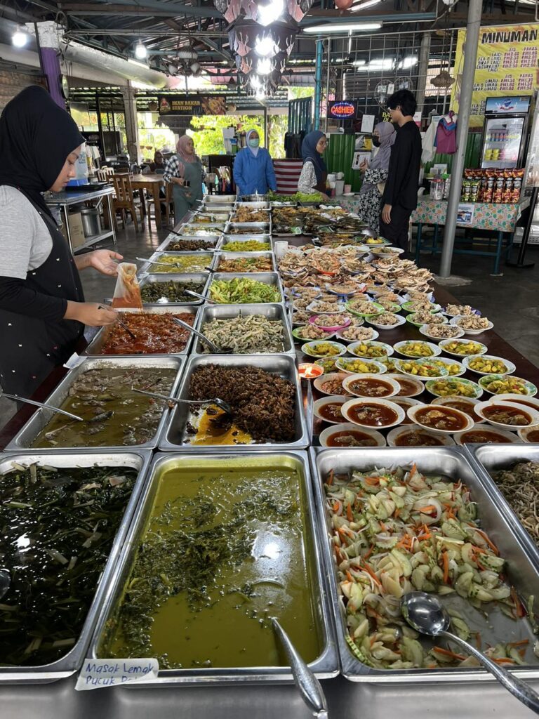 Warung Kak Eta, Syurga Lauk Pauk Makan Tengahari Perlis – Saji.my