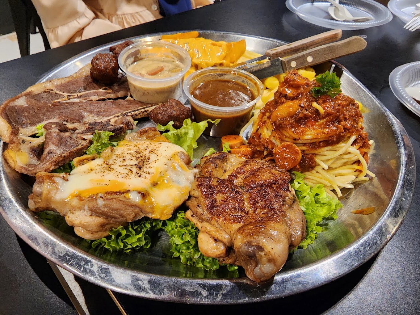 Soru Station, Penuh Makanan Western Kuala Lumpur – Saji.my