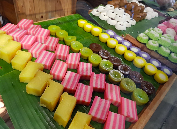 Kueh Cafe, Syurga Kuih Muih Di Selangor – Saji.my